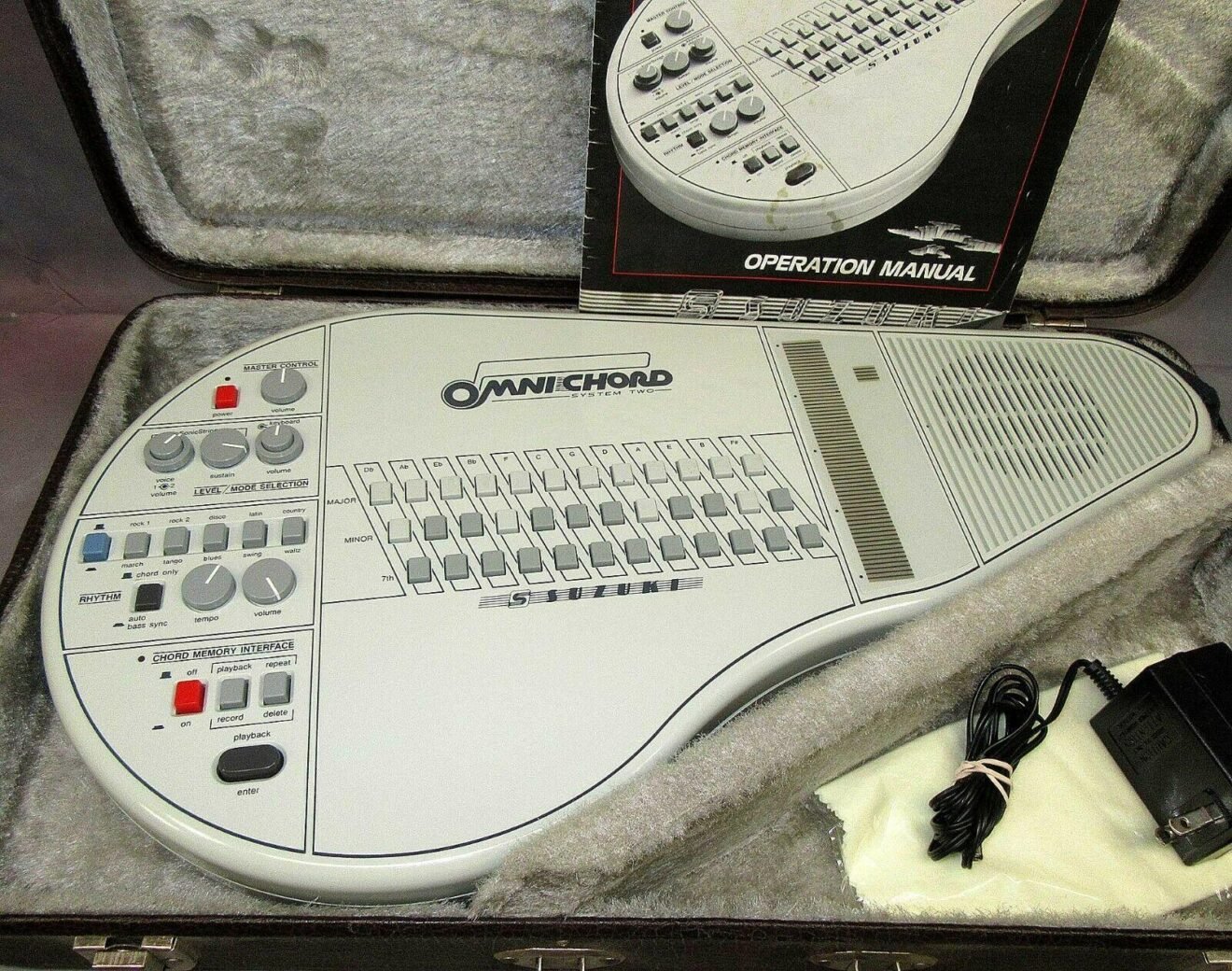 Suzuki Omnichord OM-84 System Two w/ Hard Case Power Supply Manual ...